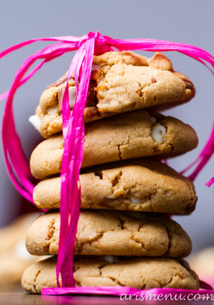 Take 5 Cookies {HAPPY BIRTHDAY TO LISA!!!!!} - Ari's Menu